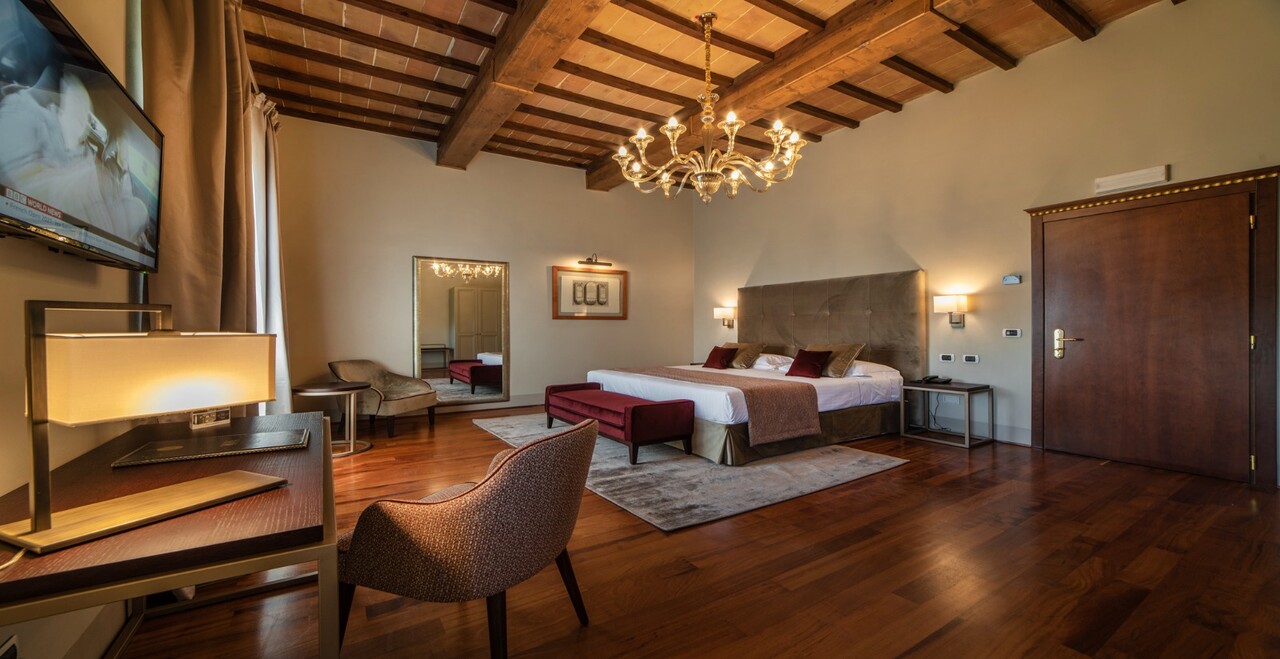 Realais Della Rovere | Book our relais in Tuscany on official website!
