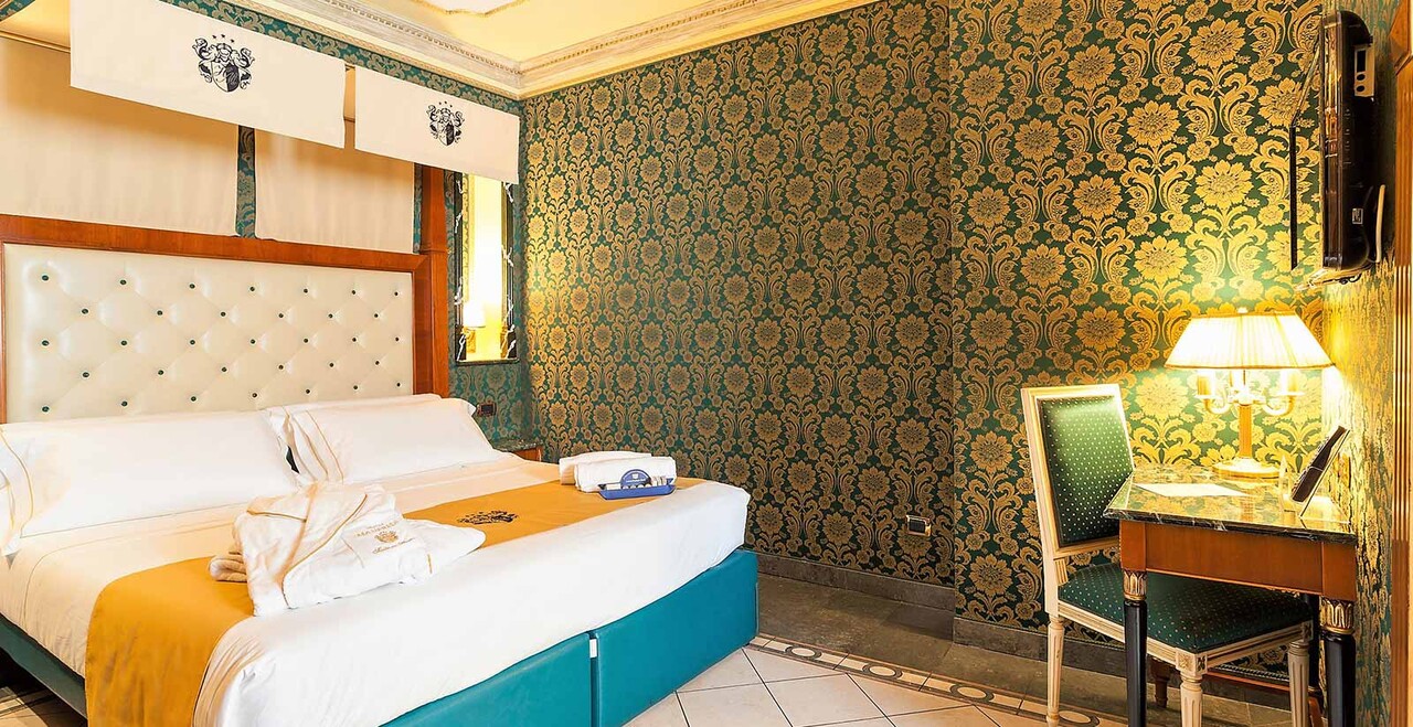 Choose a Suite at Hotel Manfredi Suite in downtown Rome