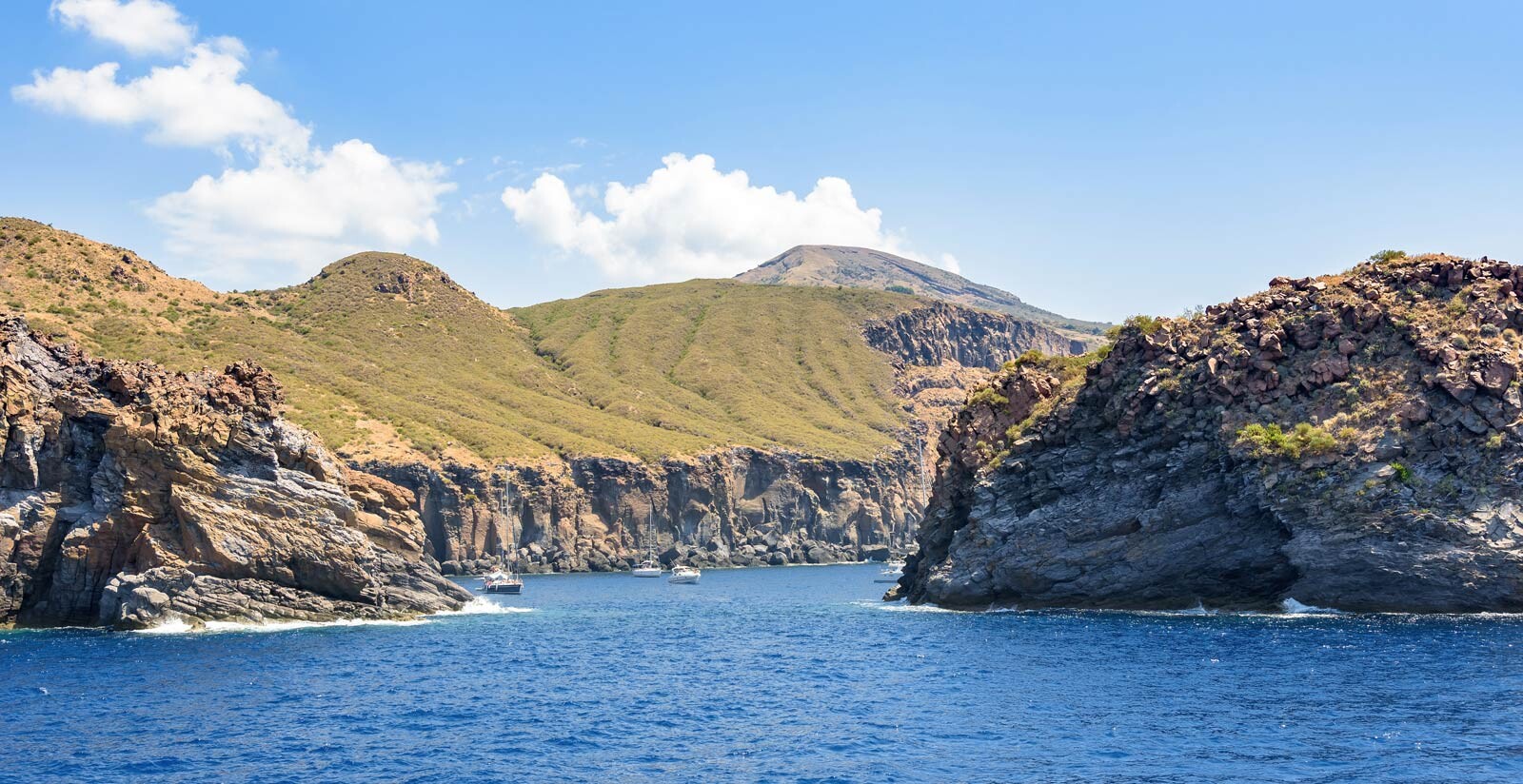 Find out Main Palace Hotel in Roccalumera in Sicily