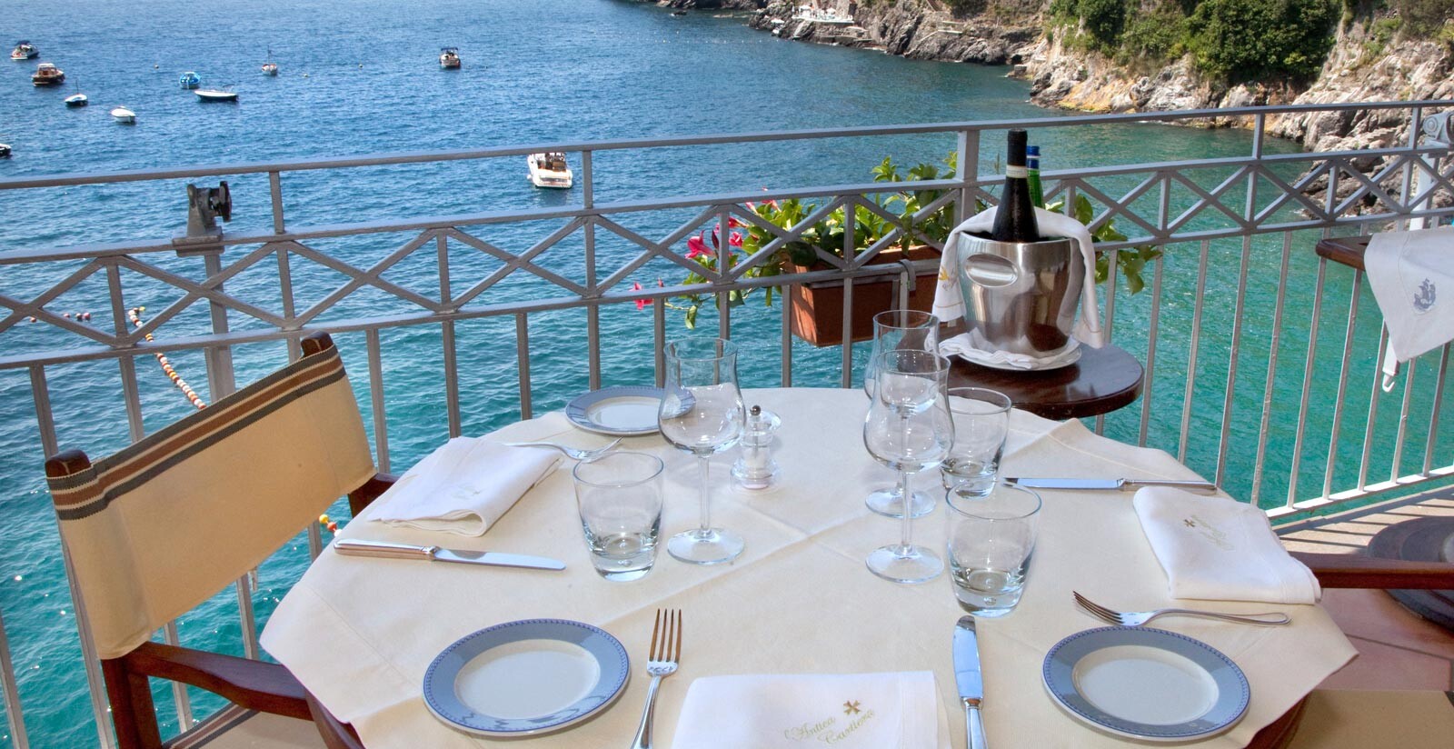 Sito ufficiale Ristorante l'Antica Cartiera a Ravello Mare