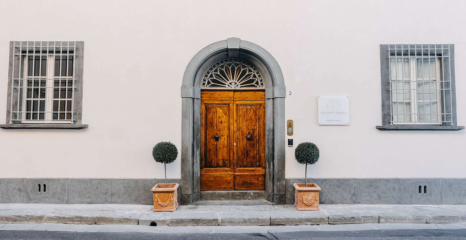 Discover Palazzo Feroci's history, luxury hotel in Pisa