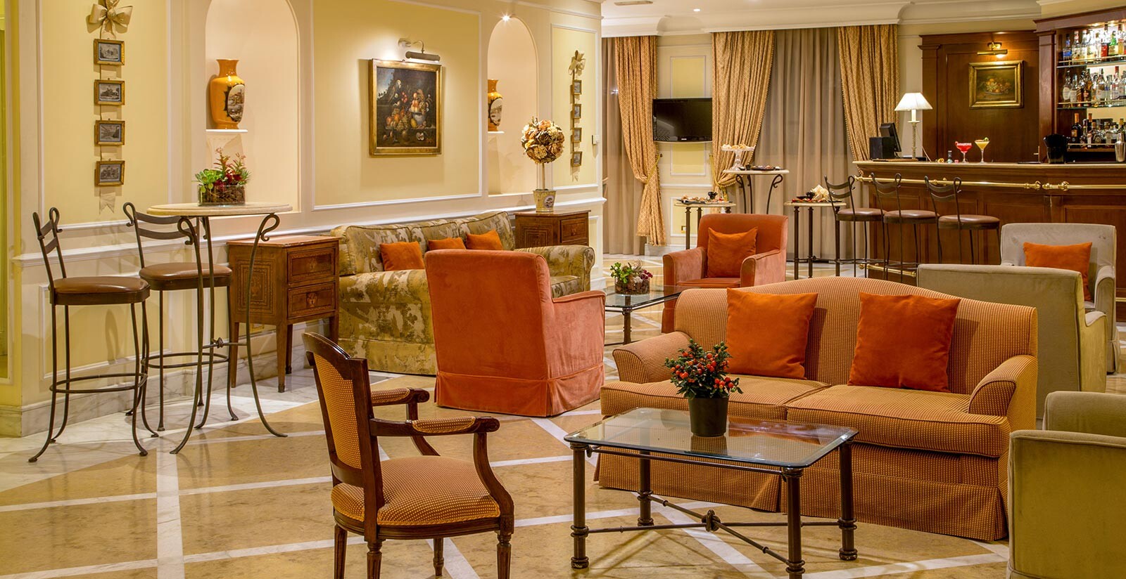 Discover the Donna Laura Palace hotel in the Prati district of Rome