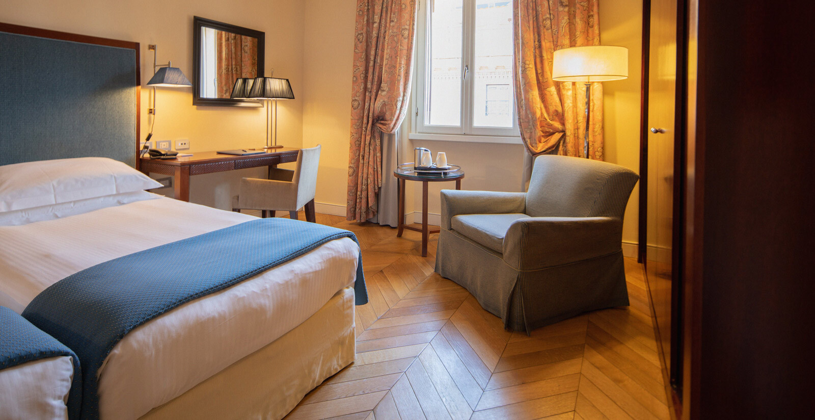 the apartments and rooms of Rose Garden Palace in Rome