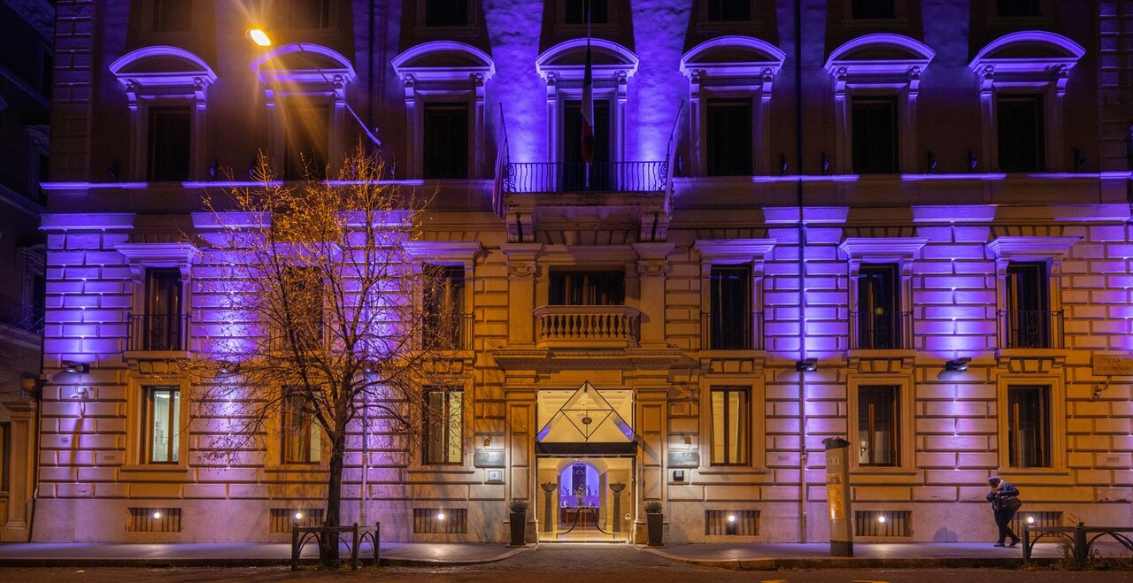 Discover the location of Rose Garden Palace in the center of Rome