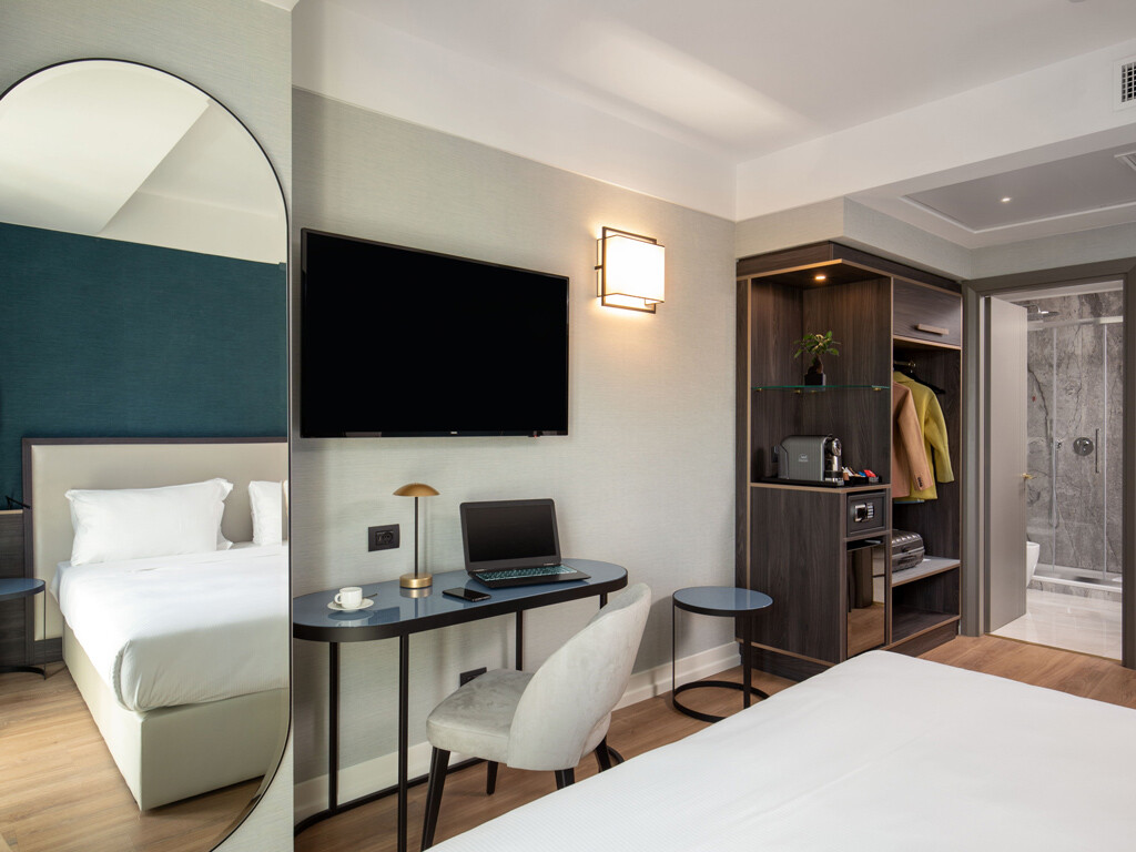 Browse the gallery of Hotel St. Martin in Rome