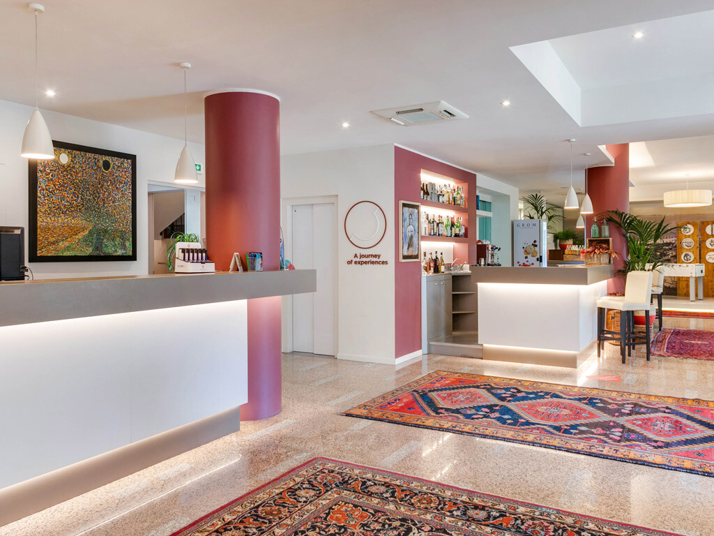 Browse the gallery of Hotel Bonotto and book in Desenzano Garda